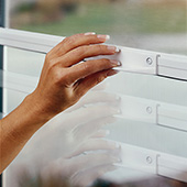 Help Library | Pella Storm Doors